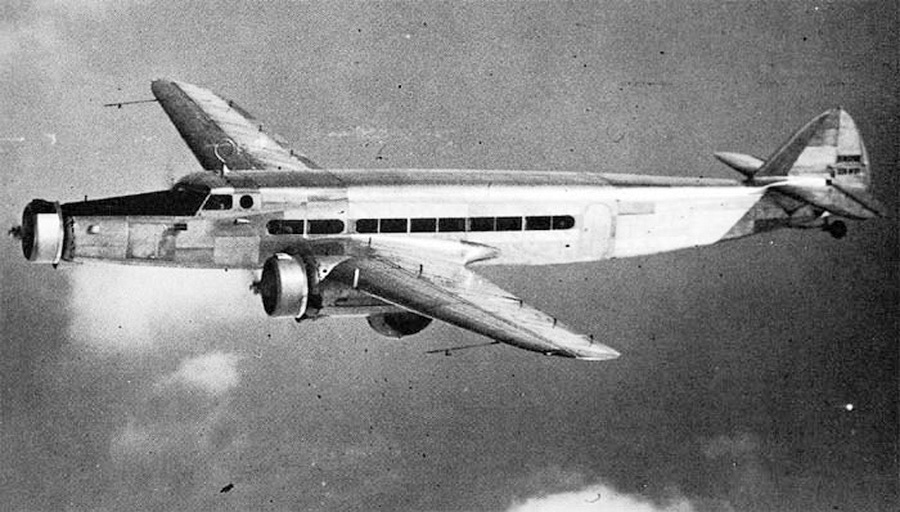 jacas voadoras: Dewoitine D.338