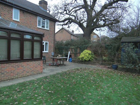 A Life Designing: Garden Design Ideas - Solution for a Small Shallow Garden