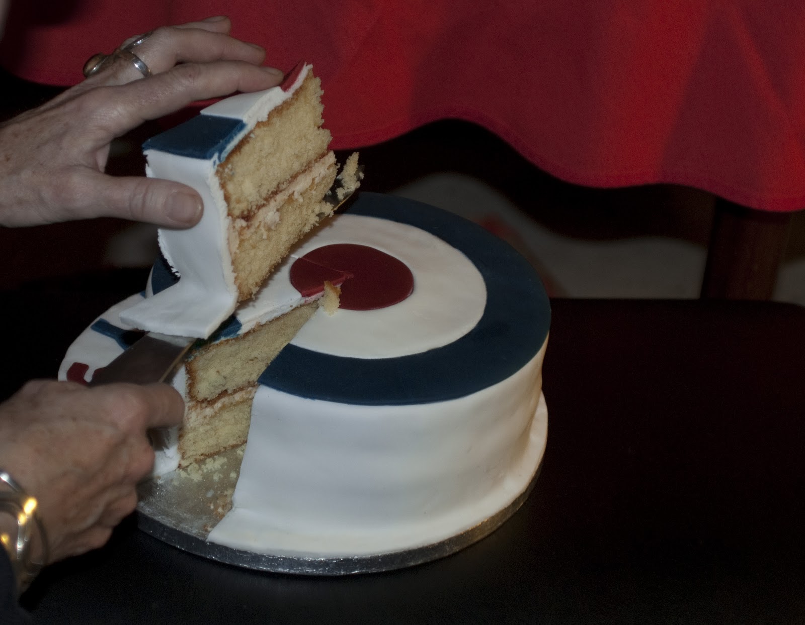 Novelty Cakes by Erin Hobbs: RAF CAKE