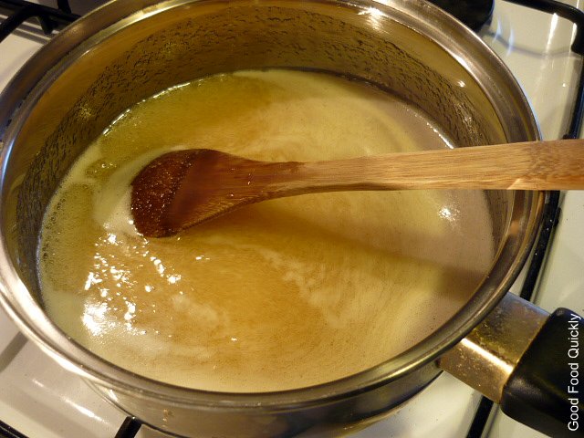 Food, Quickly&Good: Halvita cu nuci...