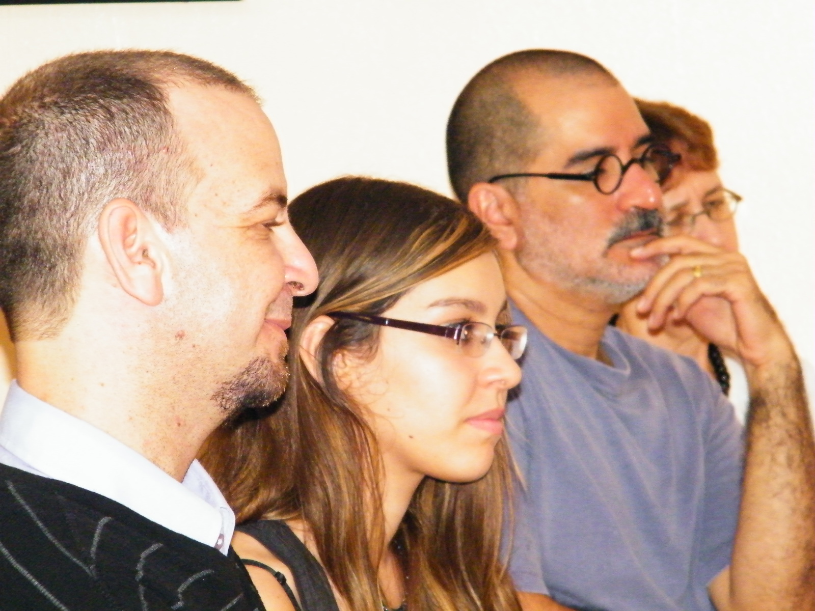 Boreales...: Luis Negrón en el Centro Cultural de Arroyo con Mundo Cruel