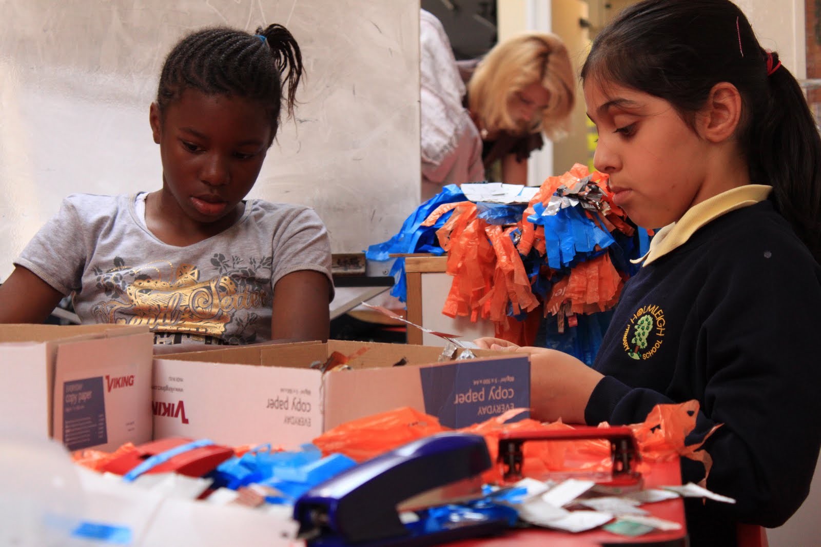 Carnival 2010 - Holmleigh Primary School