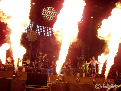 Rammstein @ TerraVibe Park: Φλόγες, σαπουνάδες και High Definition ...