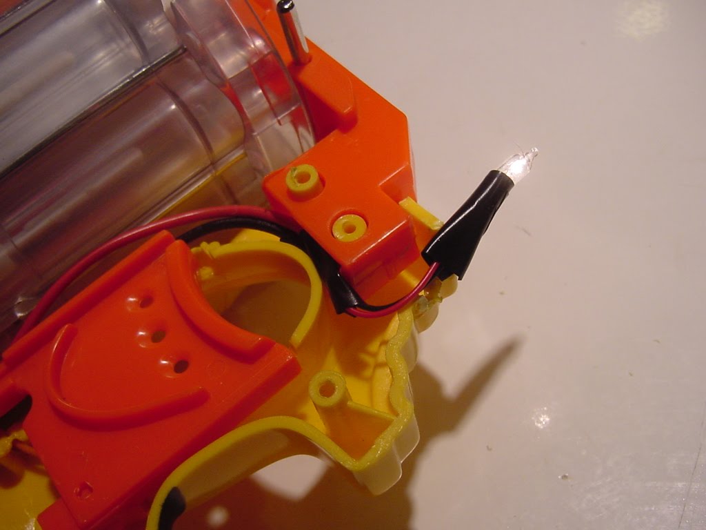 THE MODDERS SQUAD: FireFly nerf gun LED night mission mod (prototype)