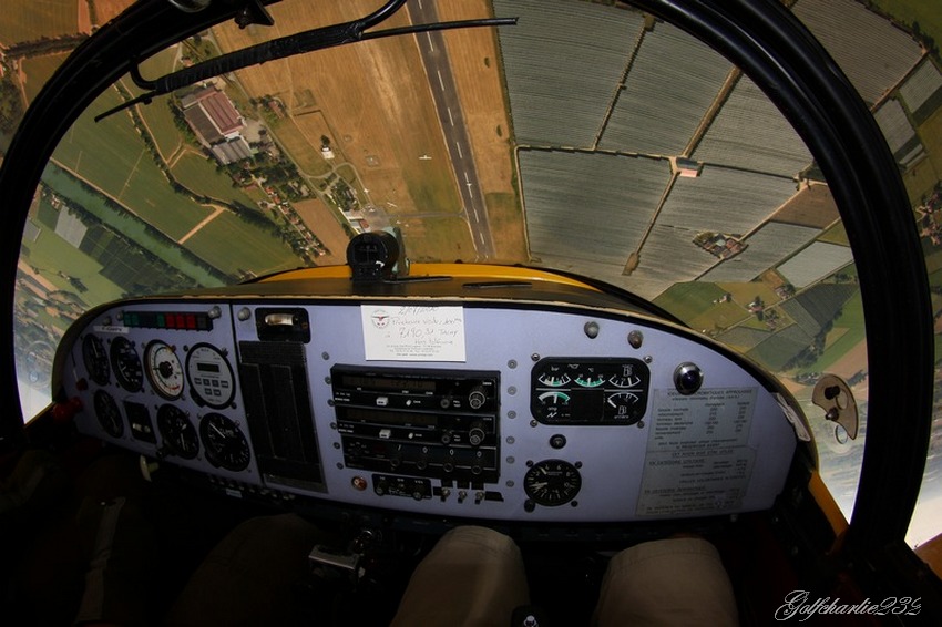 Live from the Flight Deck: Cap 10C - Aerobatics