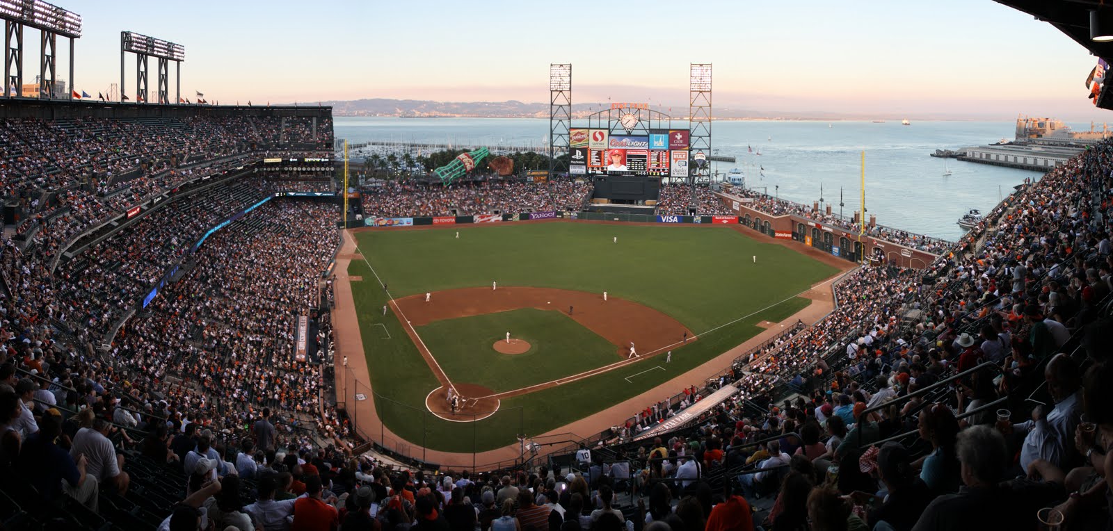 Bringin' the Cheese: AT&T Park Panoramas