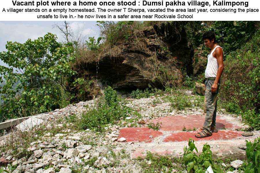 Visions of Hell: Dumsi Pakha, (Kalimpong) - a village living on ...