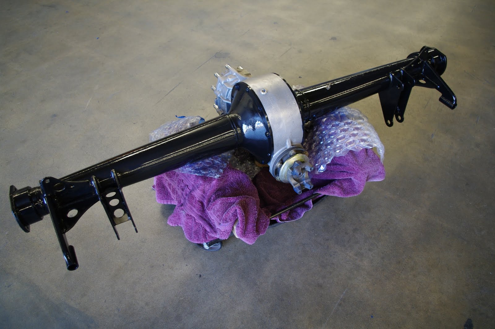 ScooterMcRad's Whatchaworks: Progress... Rear axle is painted and revealed!