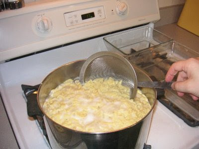 Delicious Dish Discourse: Spatzl