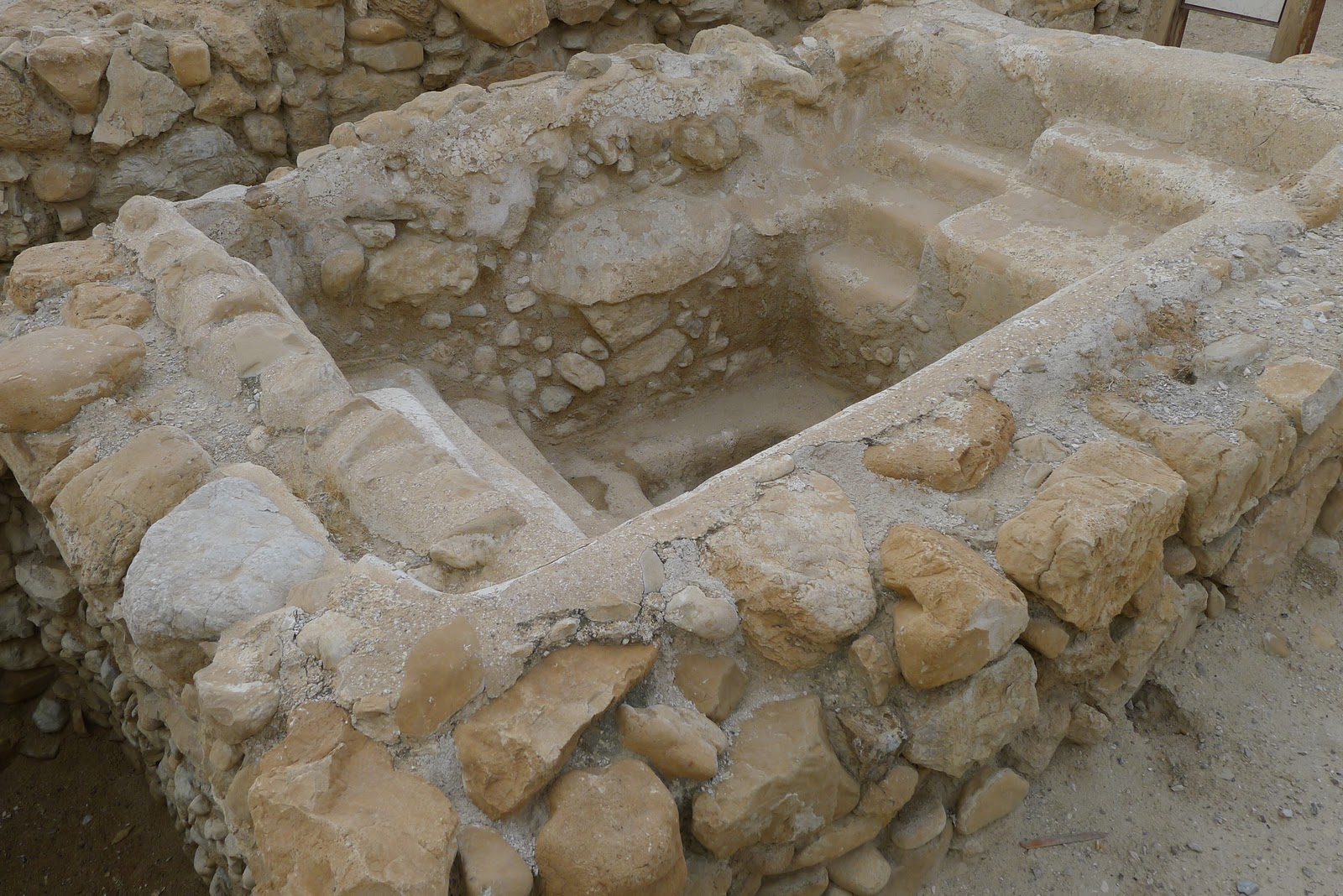 Jebusites: Qumran (Dead Sea Scrolls)