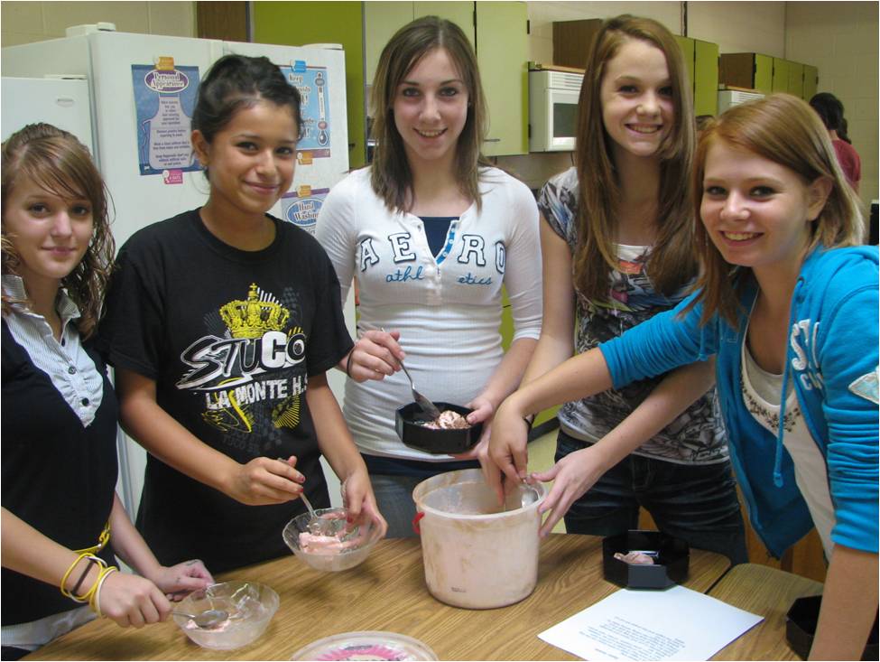 Missouri FCCLA Blog: Chapter Spotlight: La Monte FCCLA