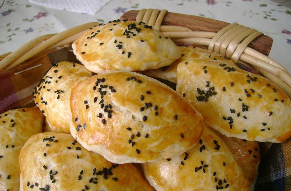 Turkish Food and Recipes: Easy Pogaca (Kolay Pogaca)