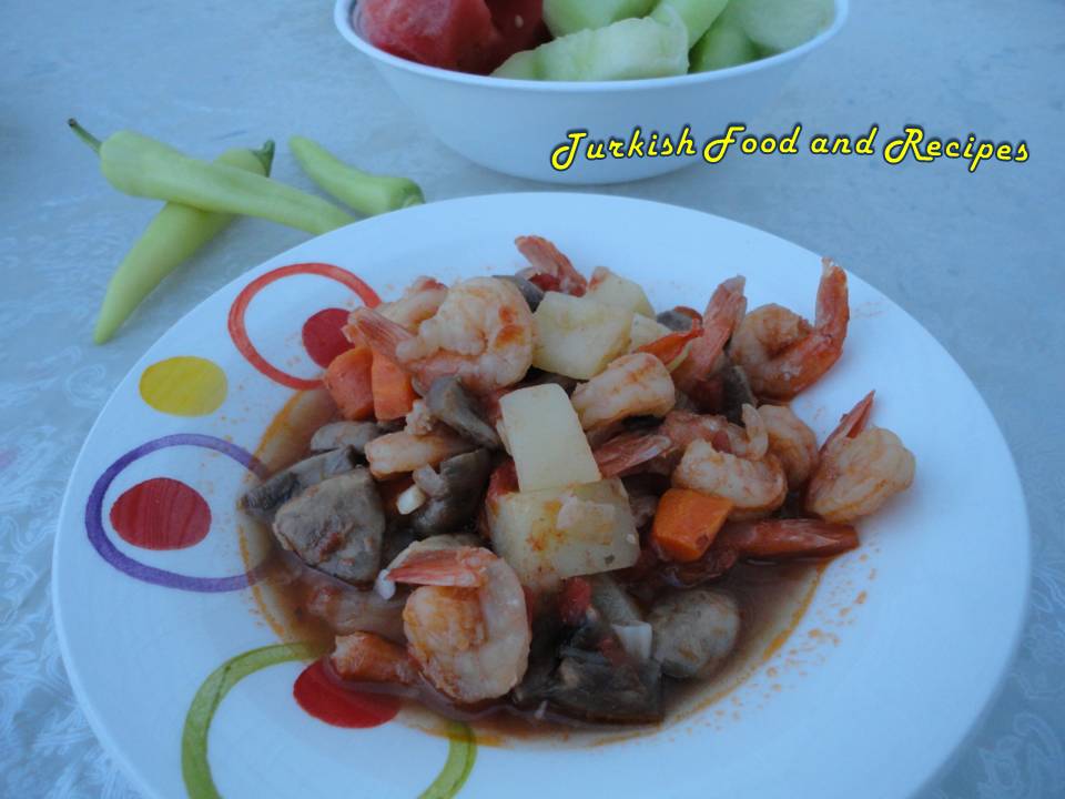 Turkish Food & Recipes: Shrimp with Olive Oil (Zeytinyagli Karides Pilaki)