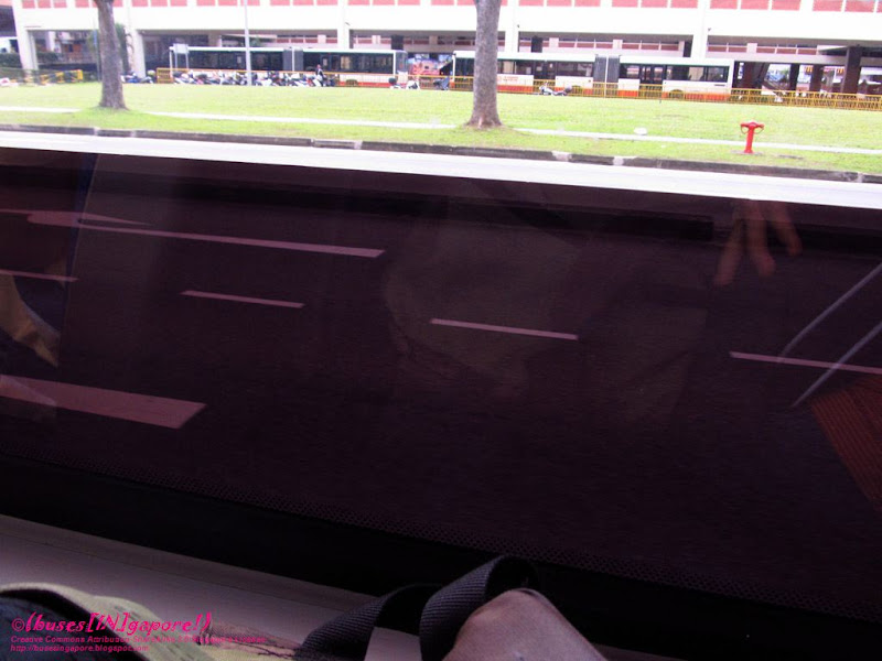 (buses[IN]gapore!): SMRT Buses : ZhongTong Hybrid LCK6121GHEV (SMB137A)