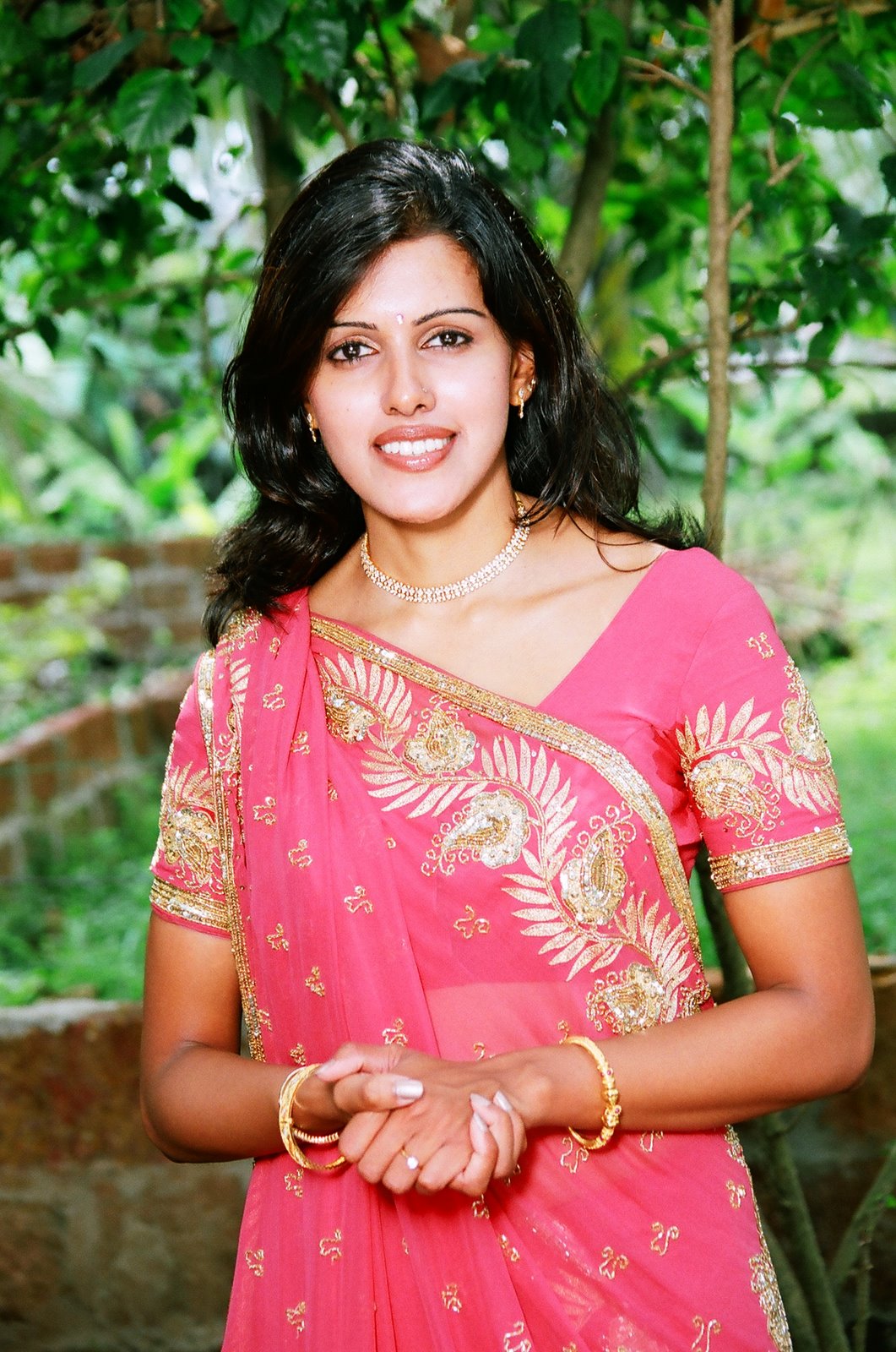 new-bollywod1: REAL LIFE MALLU GIRLS (CLICK PICTURES TO ENLARGE)