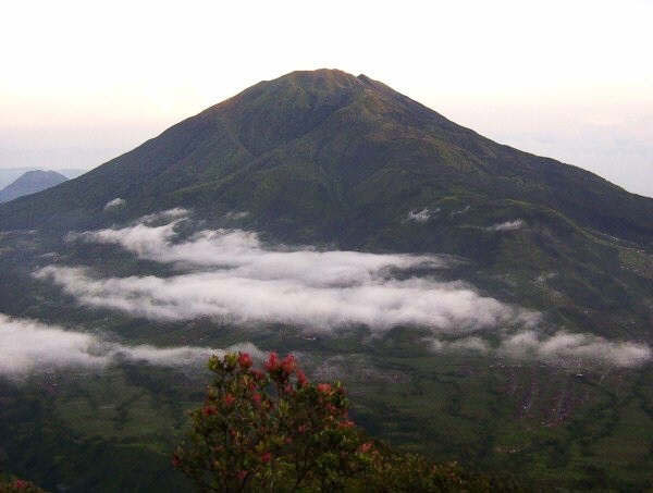 zhilong: Gambar Gunung Merbabu di Jawa Tengah