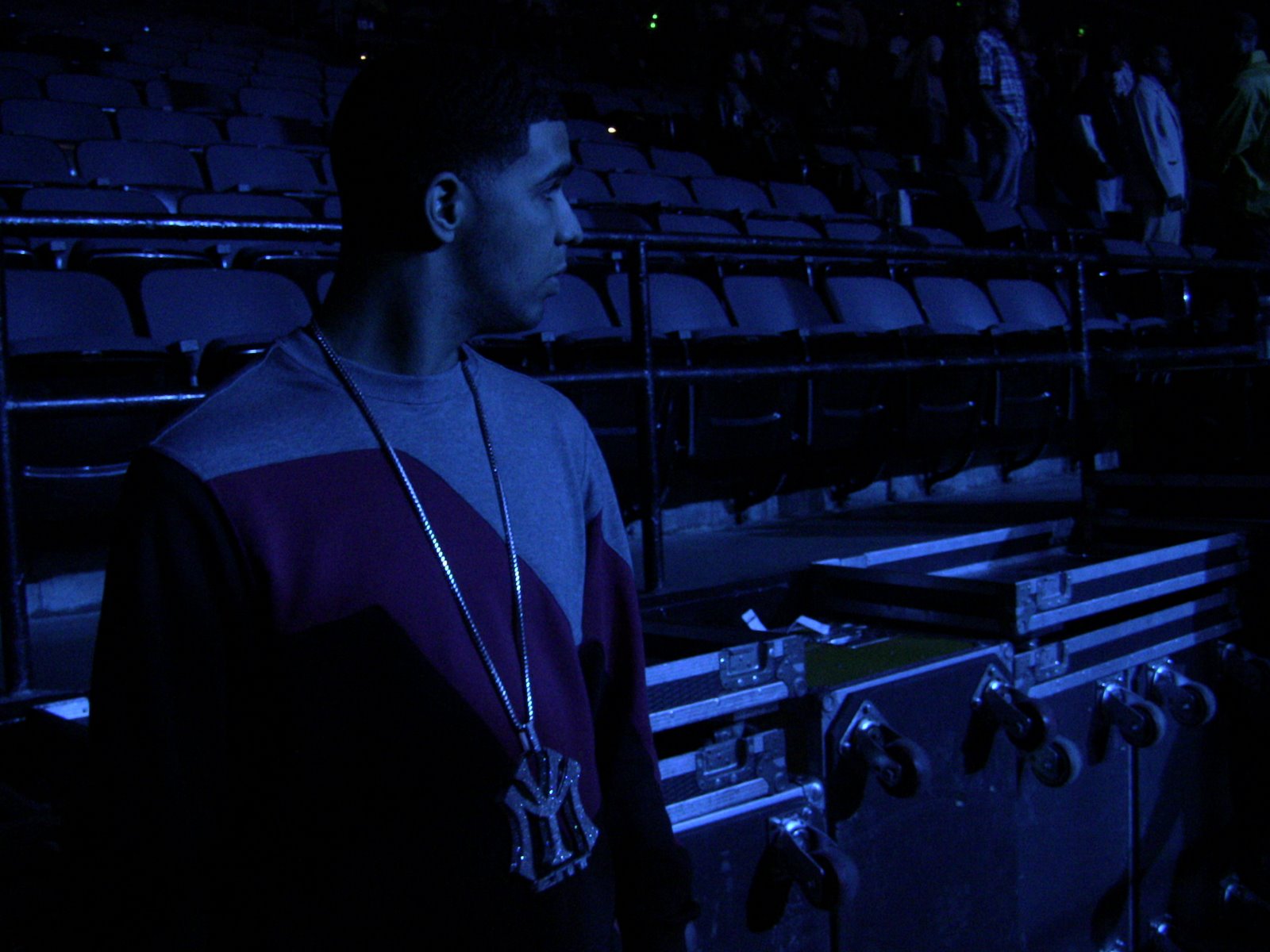 Drake debuts new OVO thinking chain that was crucial to completion of ...