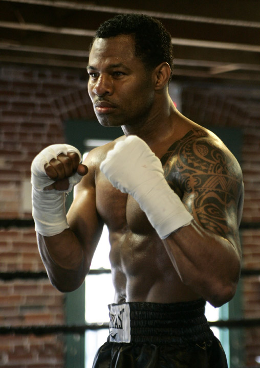 L A T I T U D E: Welterweight Campion Sugar Shane Mosley in Pasadena