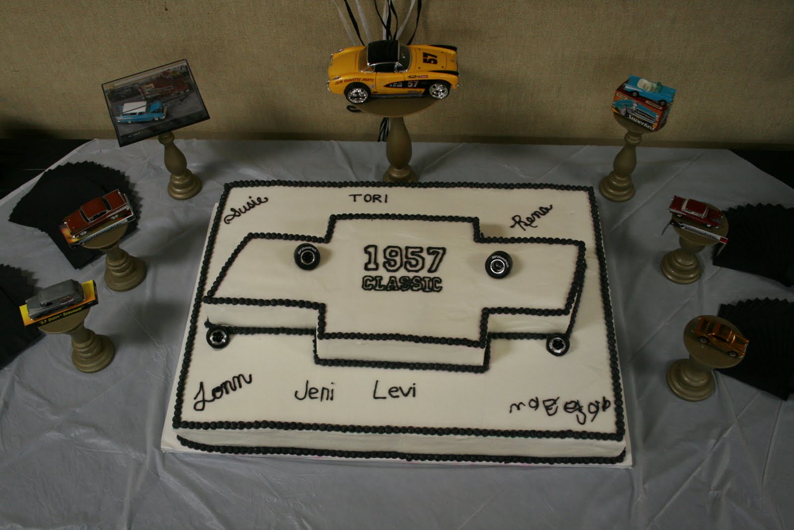 Cake Creations by Susie: 1957 Chevy Cake with signatures