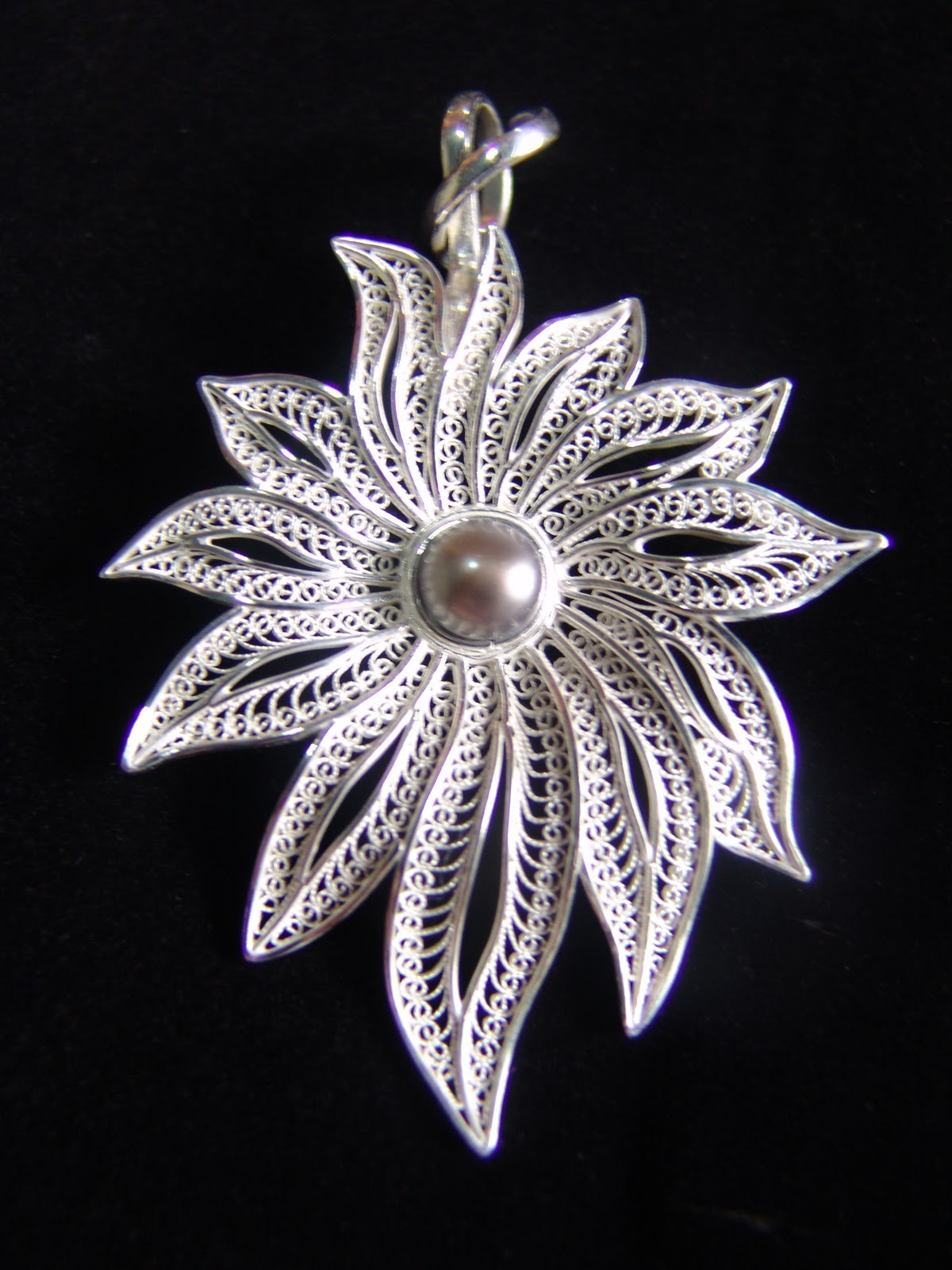 jhonn aguirre dedios: filigrana en plata de catacaos