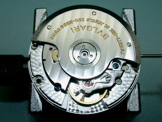 GNOMÓNICA: El calibre ETA 2892: confiable y fino caballo de batalla ...