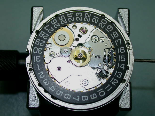 GNOMÓNICA: El calibre ETA 2892: confiable y fino caballo de batalla ...