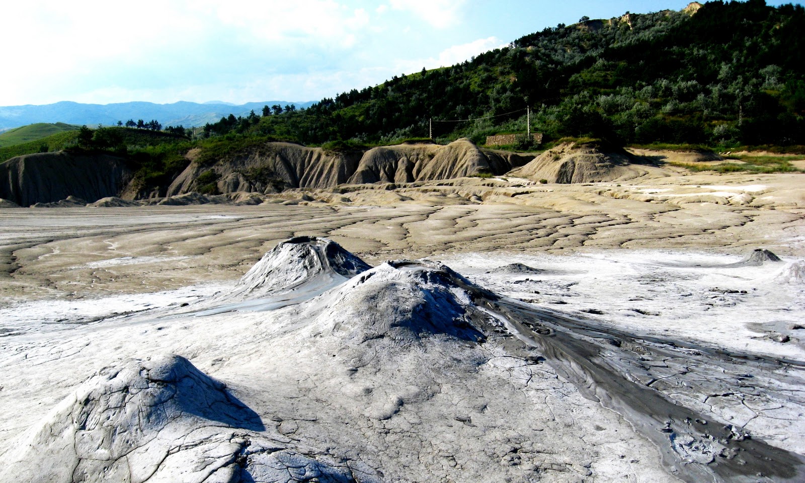 ROMANIA: A. C. FOTOBLOG: "Muddy volcanoes" (Vulcanii Noroiosi), Romania