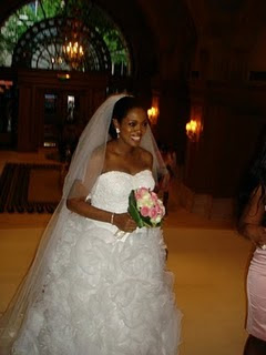 Elizabeth Elohor weds in the UK