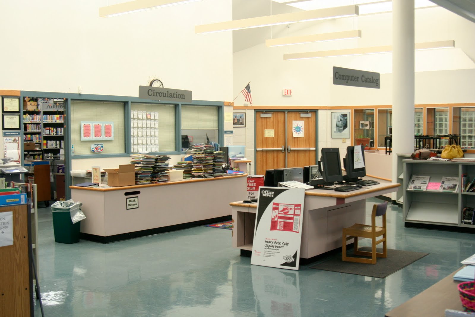 Extreme Makeover Library Edition: Oak Grove