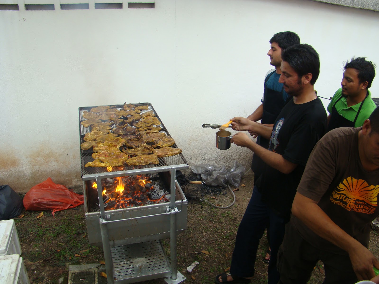 Masjid Saidina Abu Bakar As Siddiq, Bangsar.: Jamuan Idulfitri Pusat ...