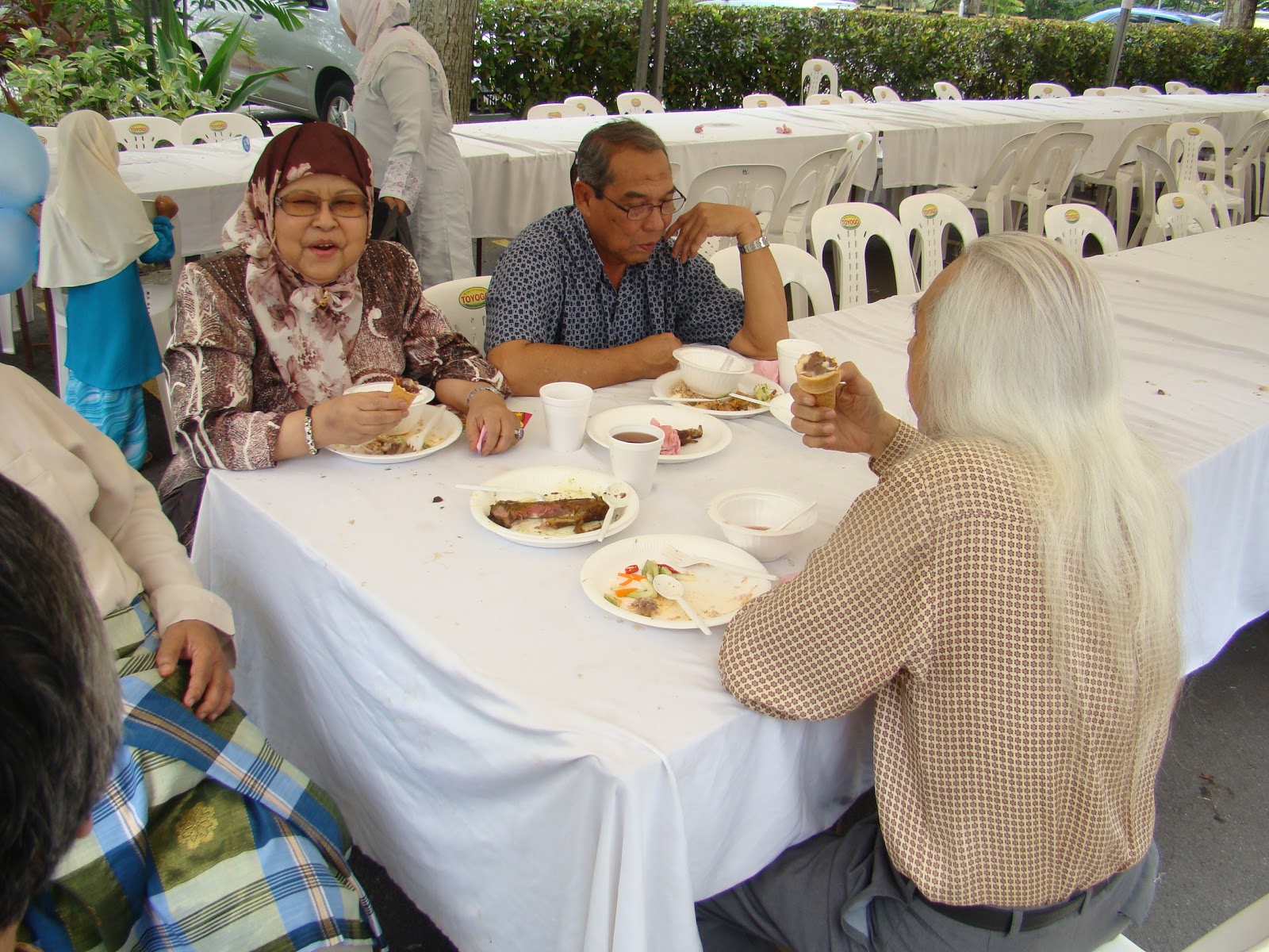 Masjid Saidina Abu Bakar As Siddiq, Bangsar.: Jamuan Idulfitri Pusat ...