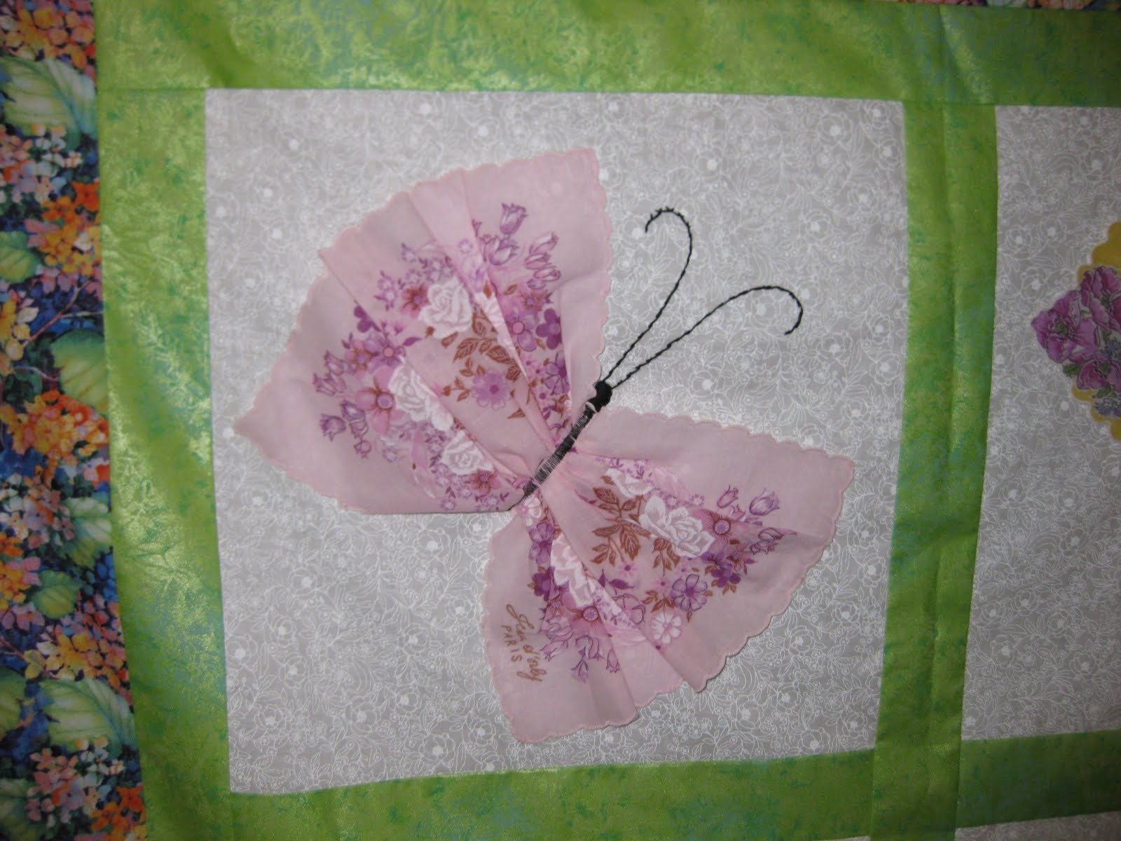 hankie quilts on Pinterest | Handkerchiefs, Quilts and Vintage ...