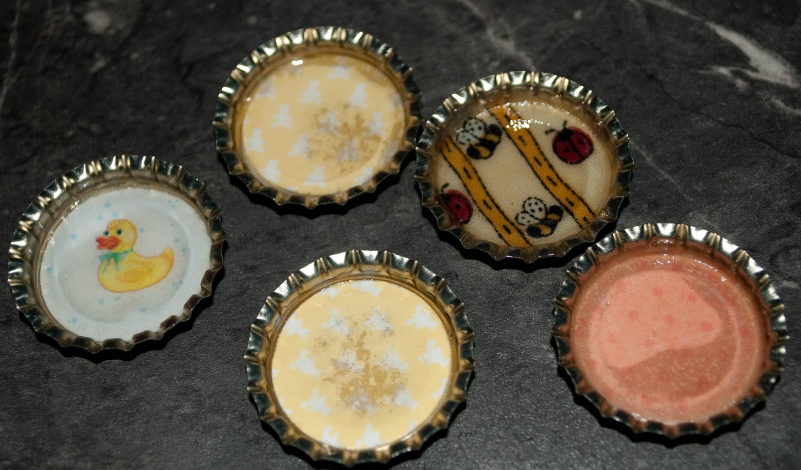 My Crafty Retreat: How to Make: Old Fashioned Bottle Tops