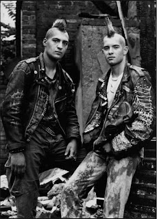 las subculturas en bogota: LOS PUNKETOS