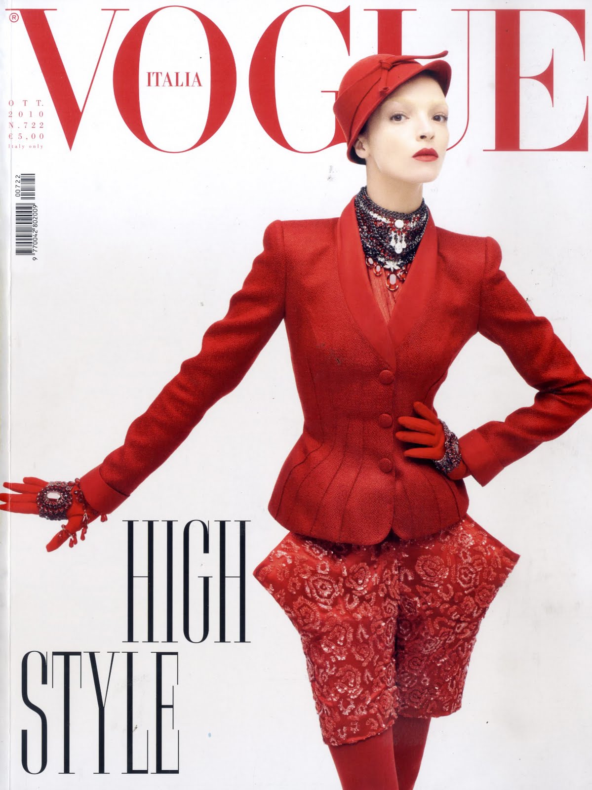 Fashion Clothes: Italian Vogue October 2010 Cover & Editorial ...