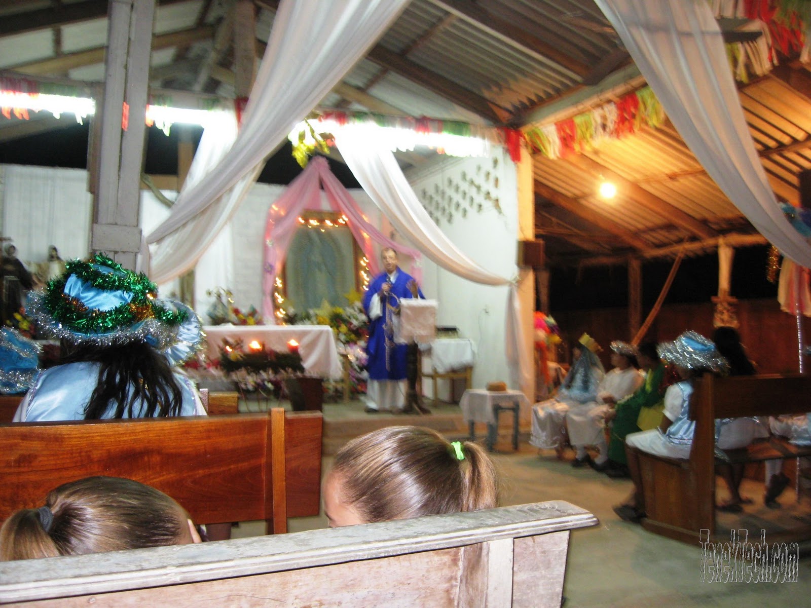 Living Barra de Navidad: Mexican Christmas Traditions - Las Posadas in ...