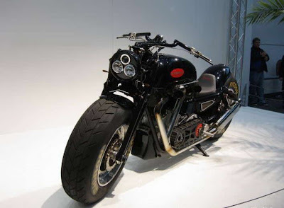 NETWORK 4 FUN: Giant Motorcycle