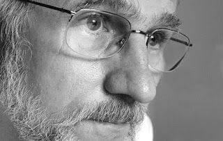 Naiana Alberti: Não me fales de amor, Charles Kiefer