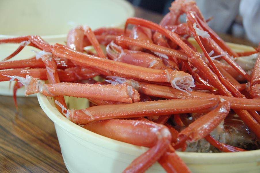 world of sekimachihato: kani kani kani