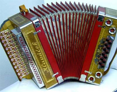 La Fisarmonica Mx: Historia y evolución del acordeón Parte 4