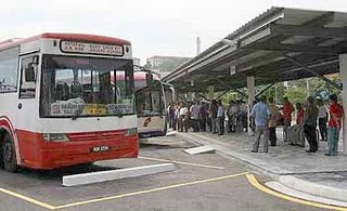 SEASONS SQUARE: Bus Terminal in Damansara Damai