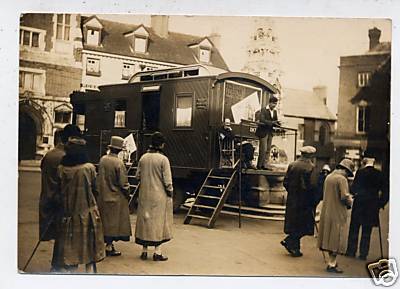 Hayes Peoples History: Royal Wedding - Crowns & Coronets 3 A Penny
