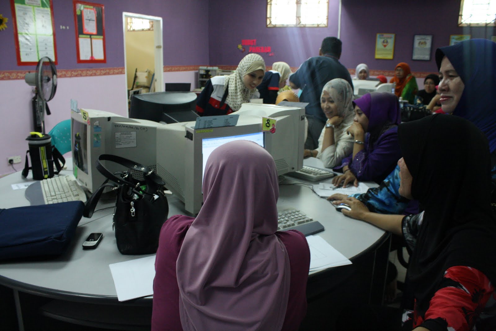 Komuniti FS Melaka: Program Road Tour ICT 2010 Sekolah Kebangsaan Peringgit