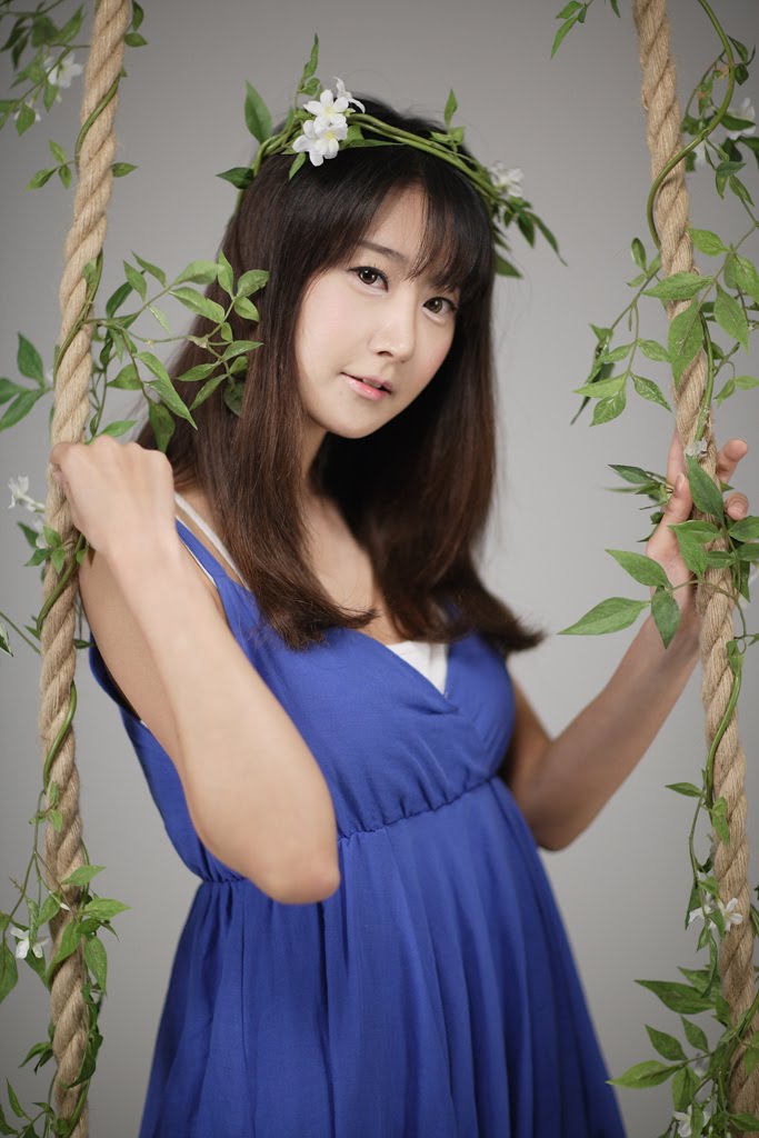 TOP BANGKOK: Korean Popular Model, Park Hyun Sun (박현선) with Lovely Blue ...