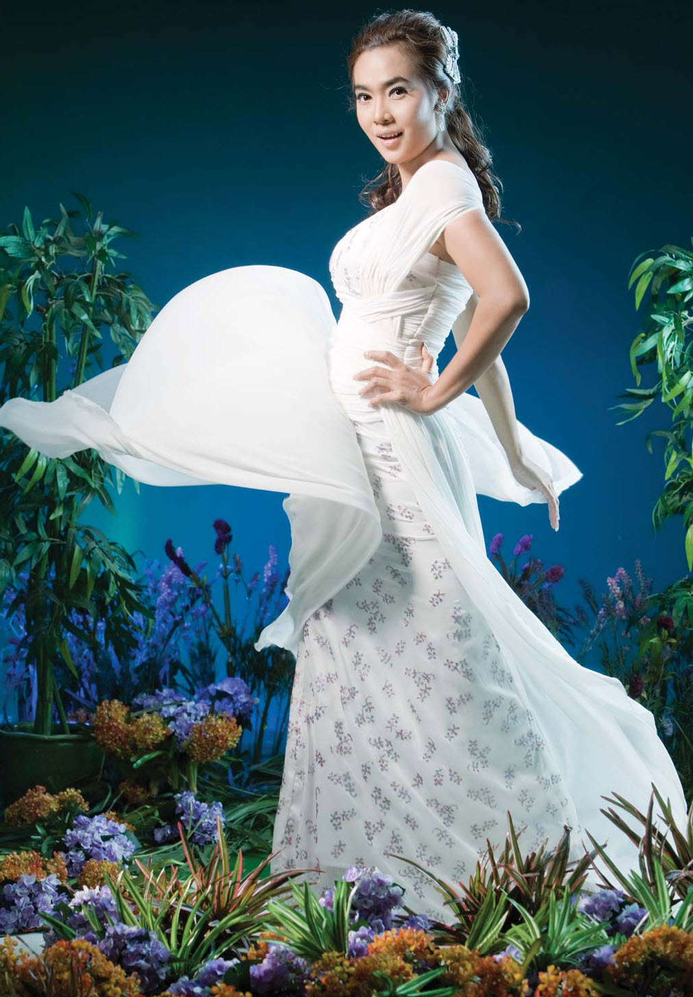 Photo Model: Myanmar Model and Actress : Moe Hay Ko