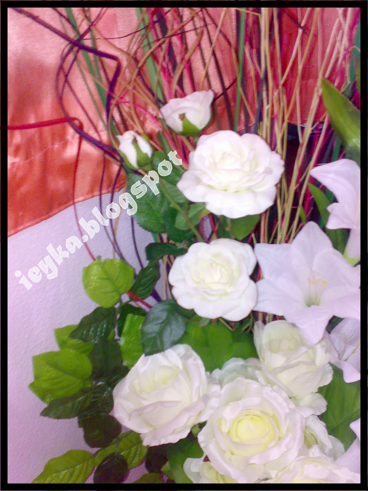 Ieyka Si Pimgu: BUNGA LILY PUTIH & BUNGA ROSE PUTIH