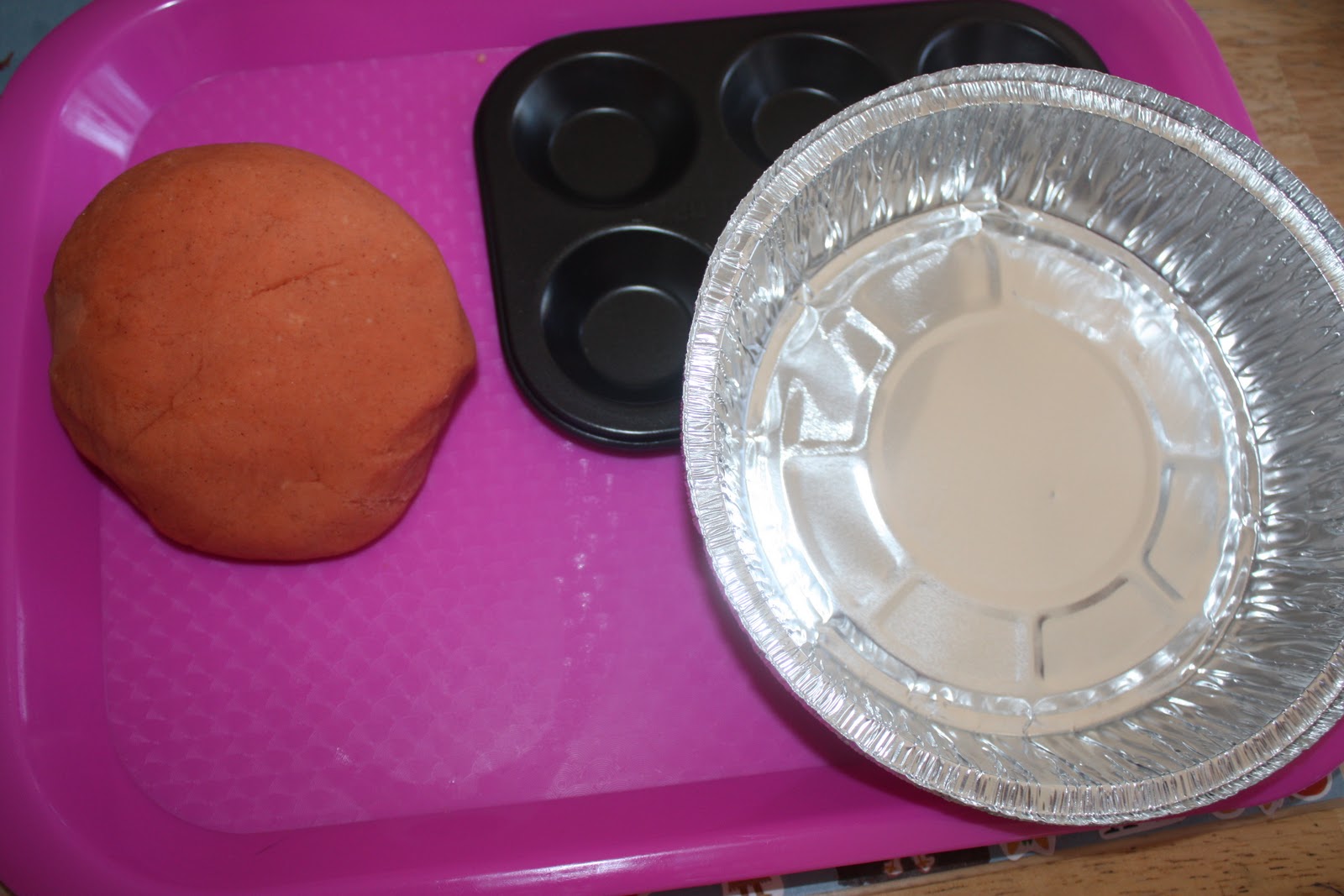 Superheroes and Princesses: Pumpkin Pie Play Dough