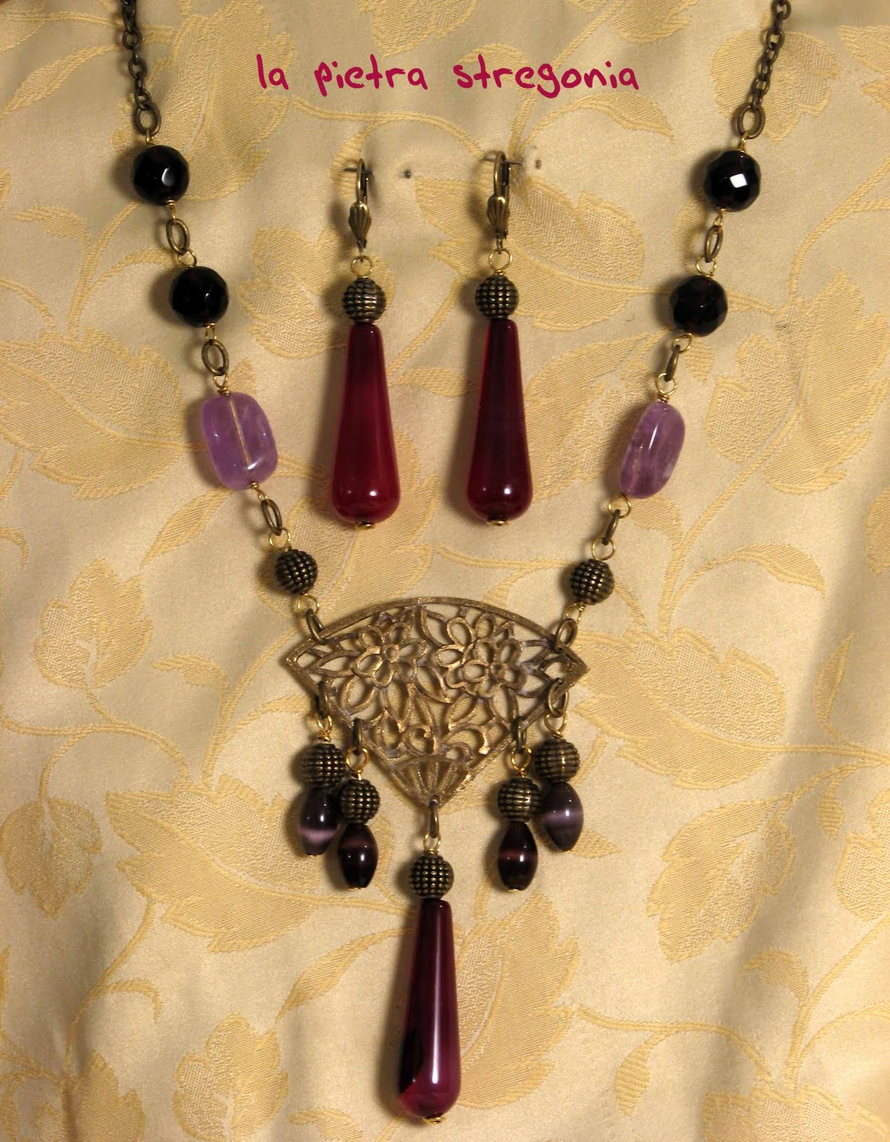 la pietra stregonia: IL SEMPRE AMATO VIOLA