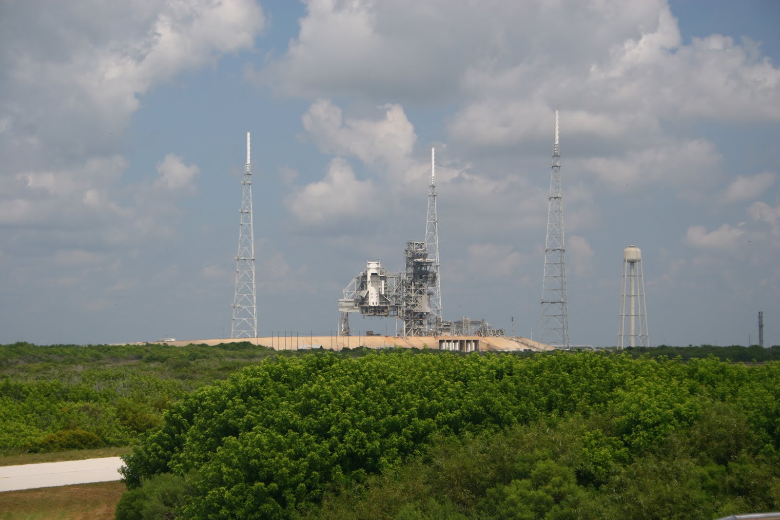 Pictures of my Universe: Launch pad 39B