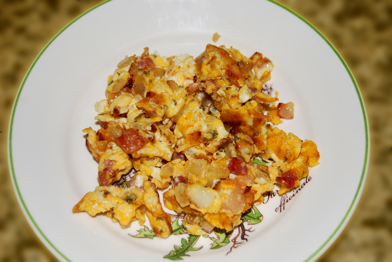 Mis Recetas Cotidianas: " Huevos Revueltos Con Beycon